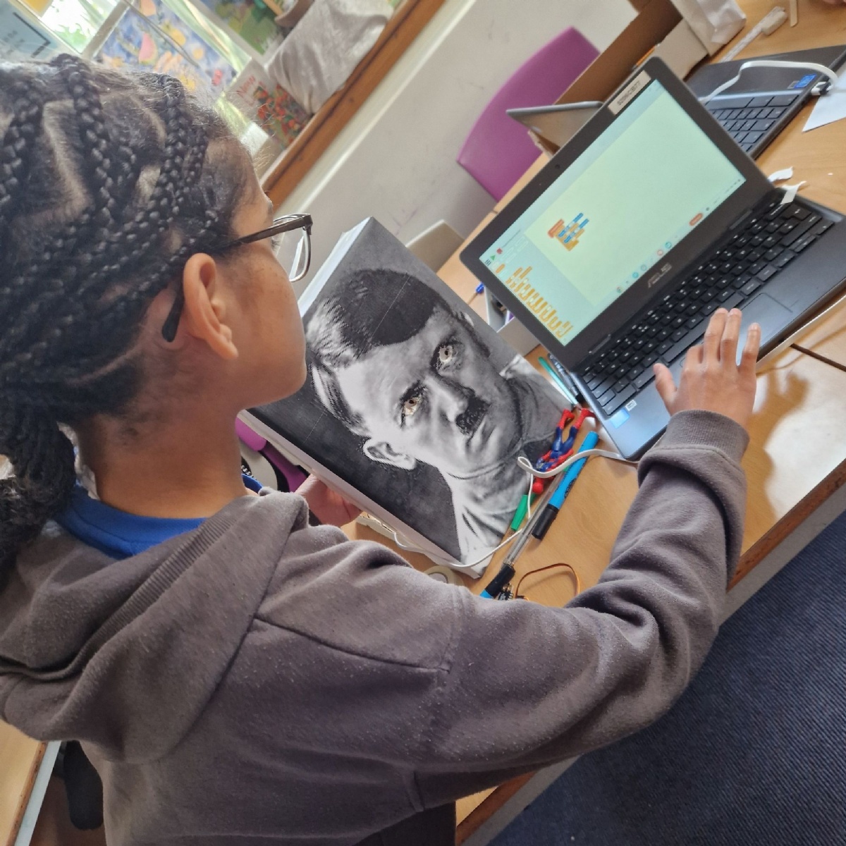 Hordle CE (VA) Primary School & Nursery - Year 5 Crumble Computing Kits